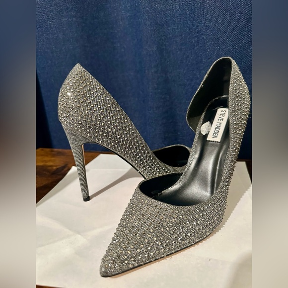 Steve Madden | Shoes | Steve Madden Bedazzled Pump | Poshmark